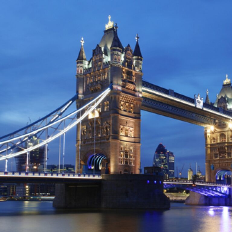 英国英格兰+苏格兰经典英国全景9日游 – Tan Voyages